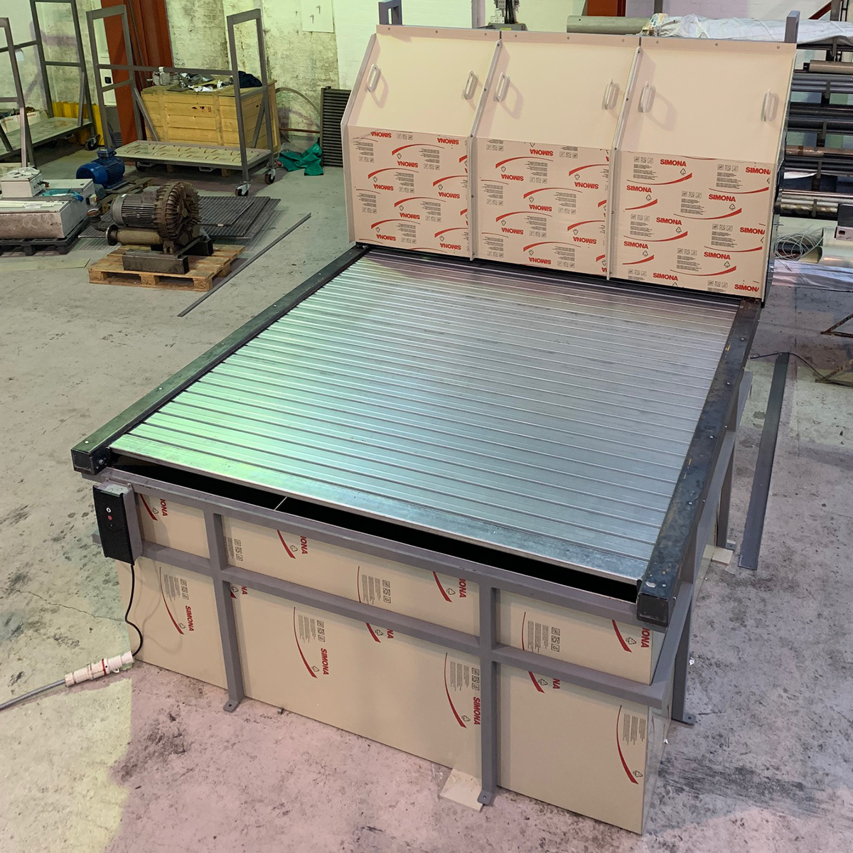 Steel Horizontal Roller Shutter (HZT-01) | UK Roller Shutters